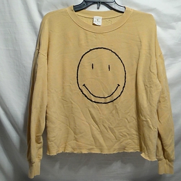 By Together | Sweaters | Sale By Together Smiley Face Crop Factory ...
